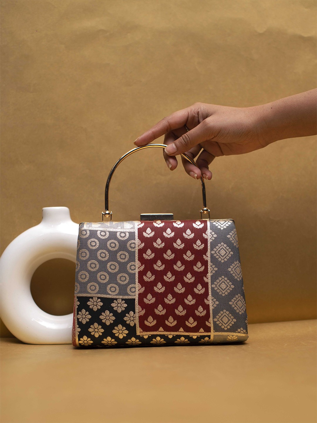 Buy Artklim Embroidered Box Clutch Clutches For Women 29490088 Myntra