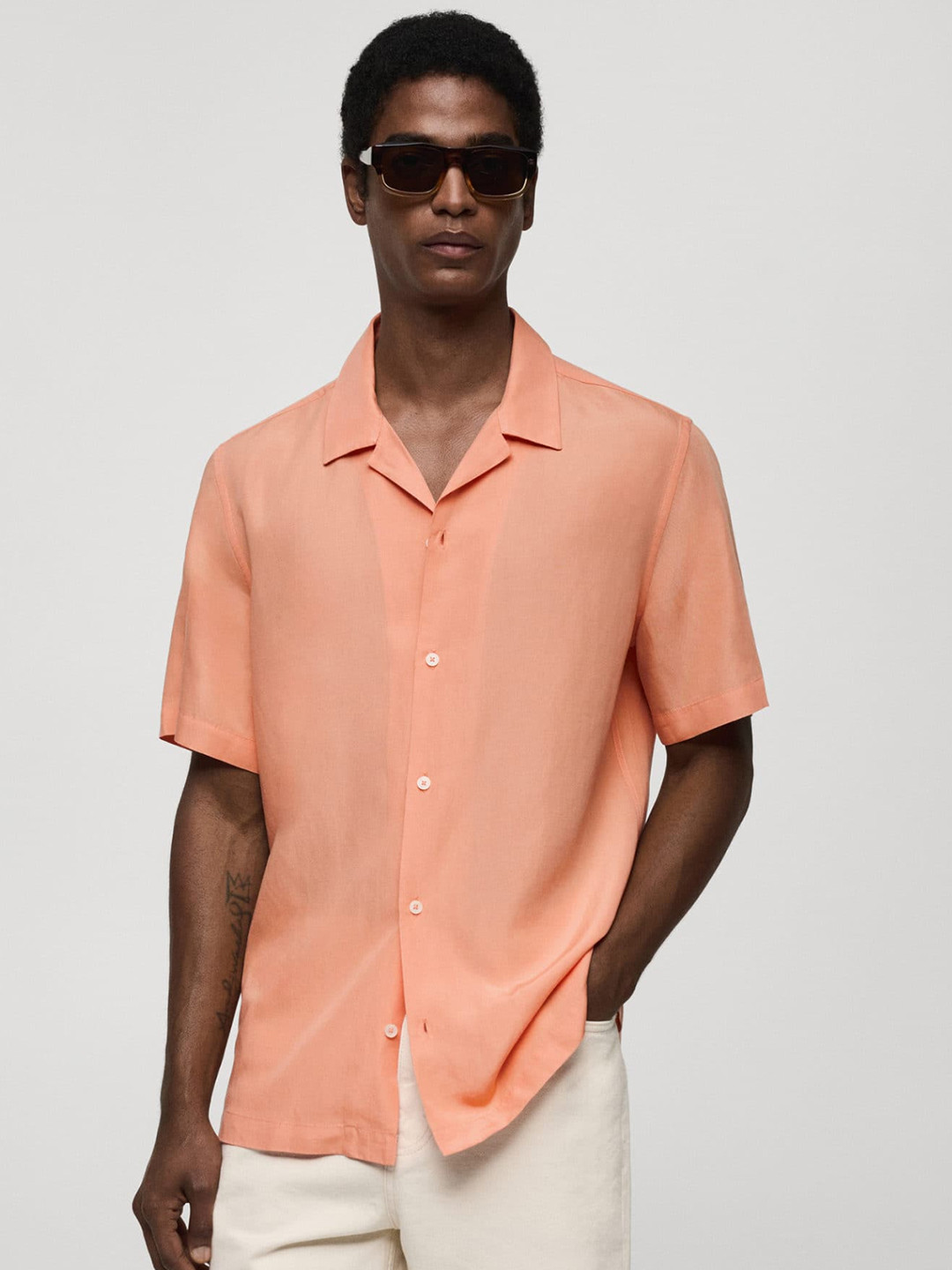 Buy MANGO MAN Opaque Casual Shirt - Shirts for Men 29539894 | Myntra