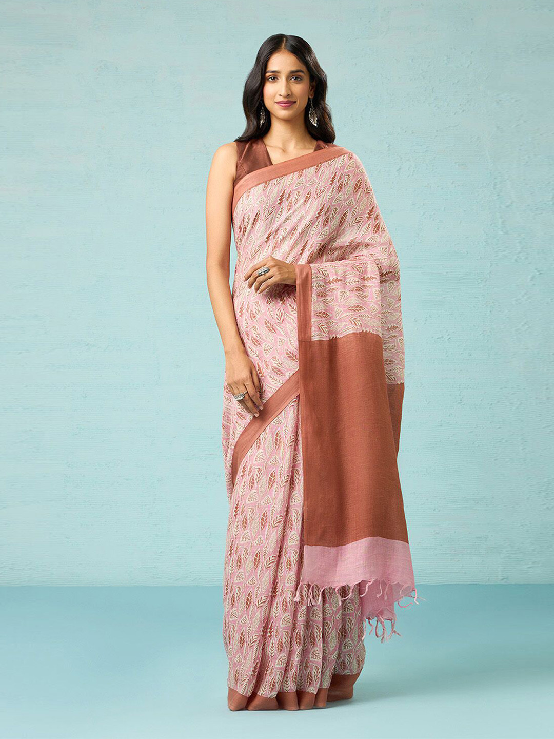 Buy Taneira Floral Pure Linen Saree - Sarees for Women 29585204 | Myntra