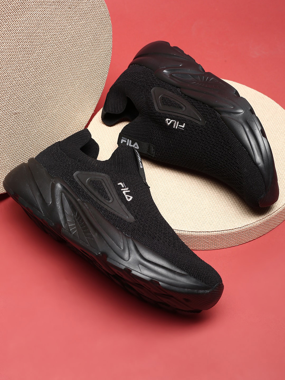 Buy FILA Men Colourblocked Sneakers - Casual Shoes for Men 29595354 ...