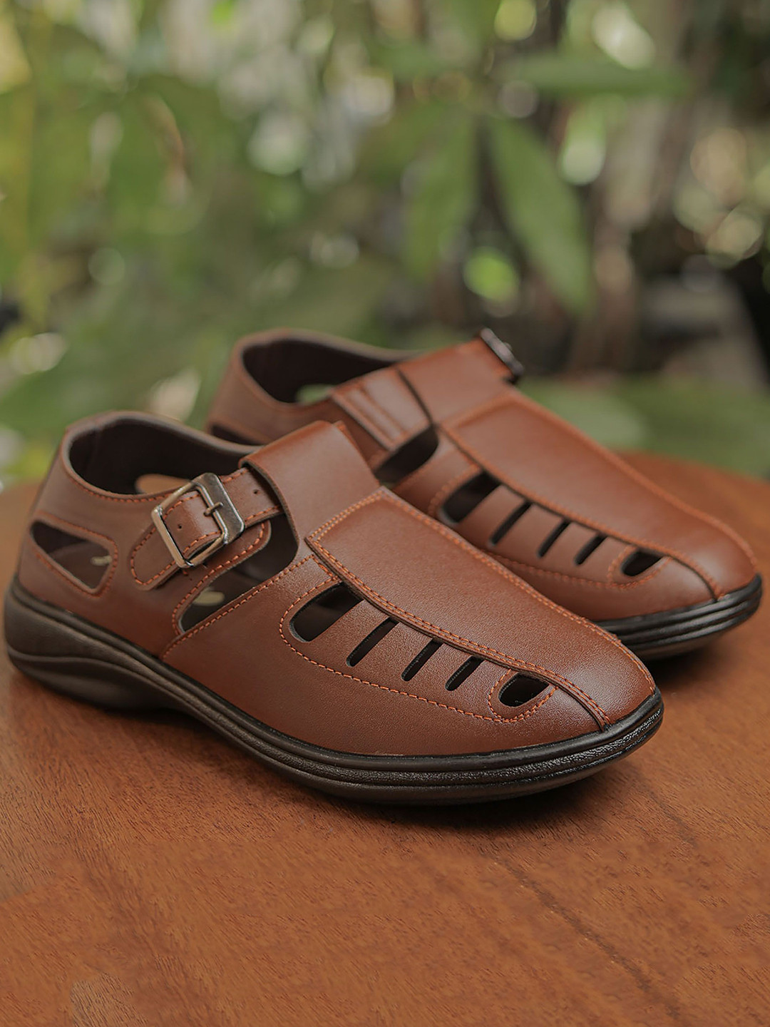 Buy Inblu Men Ethnic Fisherman Sandals - Sandals for Men 29641998 | Myntra