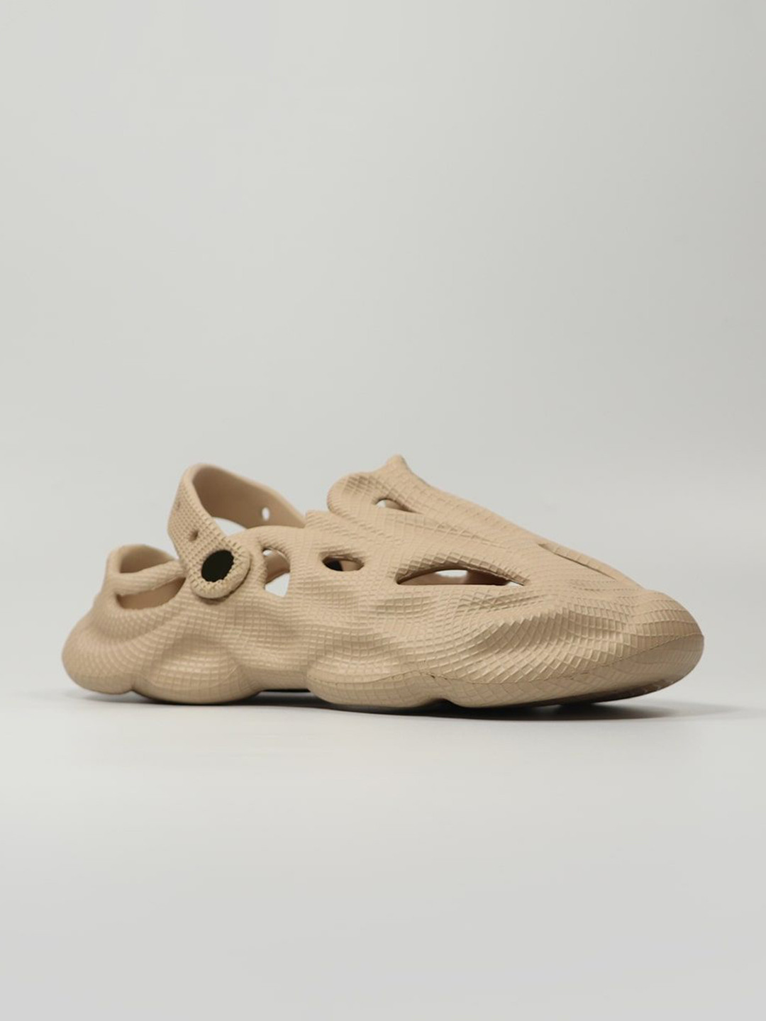 Buy SPIFFERS Men Croslite Clogs - Flip Flops for Men 29643766 | Myntra