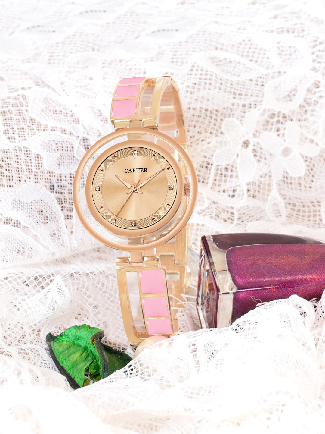 Buy Sandy D Carter Women Dial & Textured Straps Analogue Watch Sandy D ...