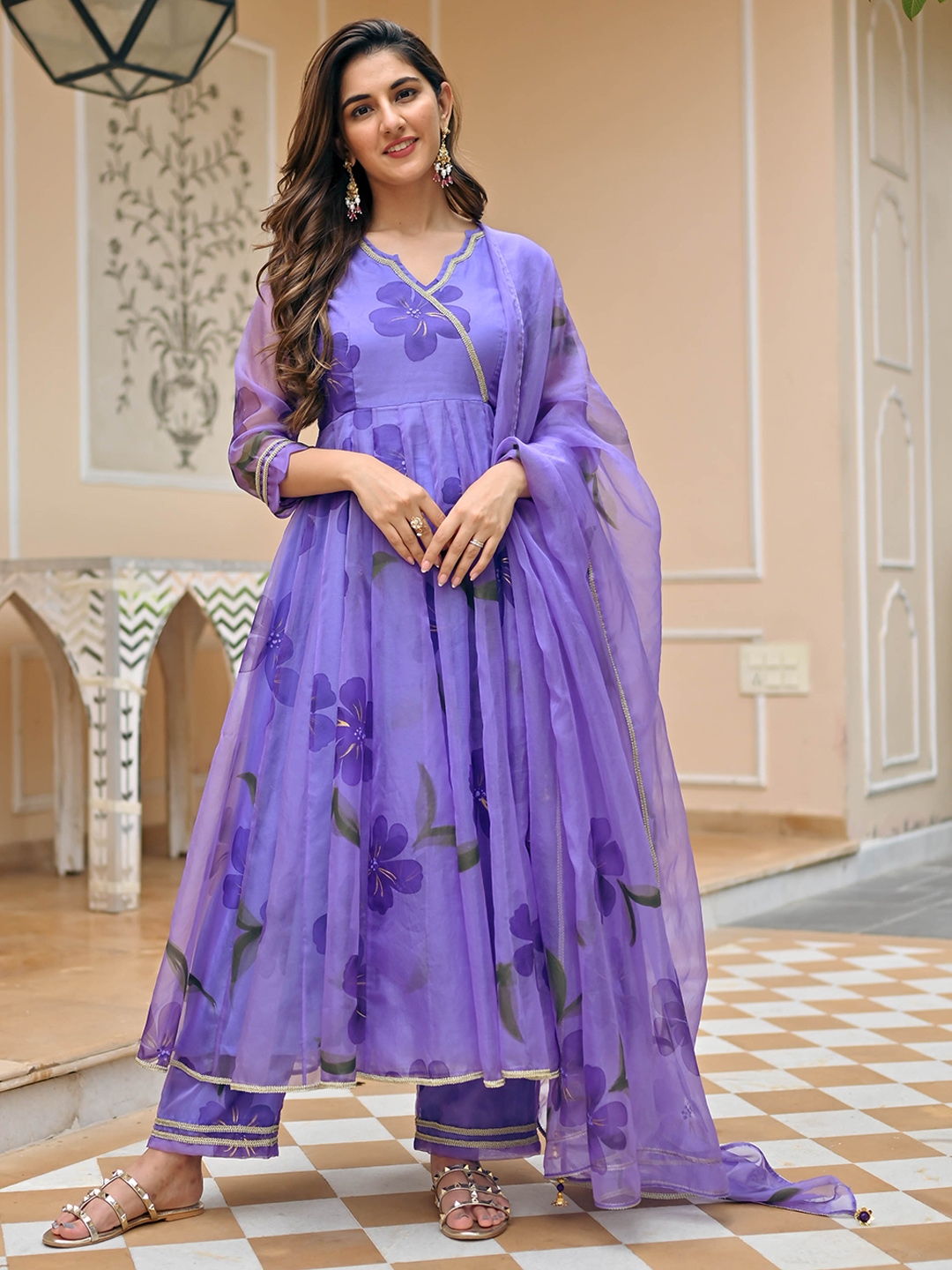 Buy Bunaai Women Floral Printed Panelled Kurta With Trousers & With ... Buy Bunaai Women Floral Printed Panelled Kurta With Trousers & With ...