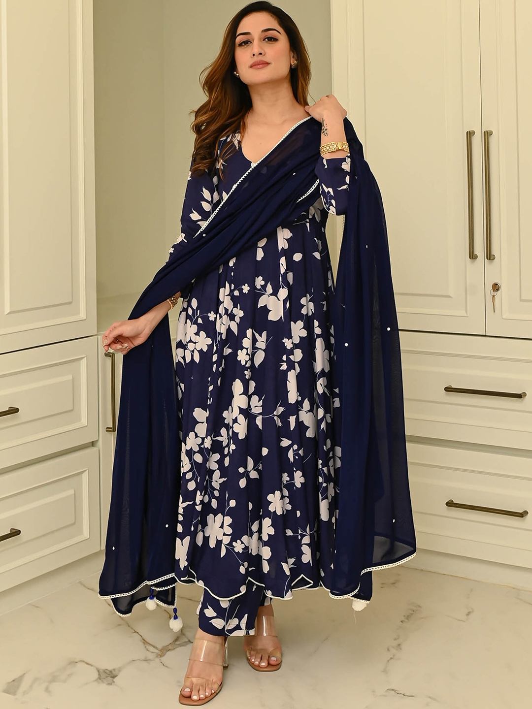 Buy Bunaai Women Floral Printed Regular Kurta With Trousers & With ... Buy Bunaai Women Floral Printed Regular Kurta With Trousers & With ...