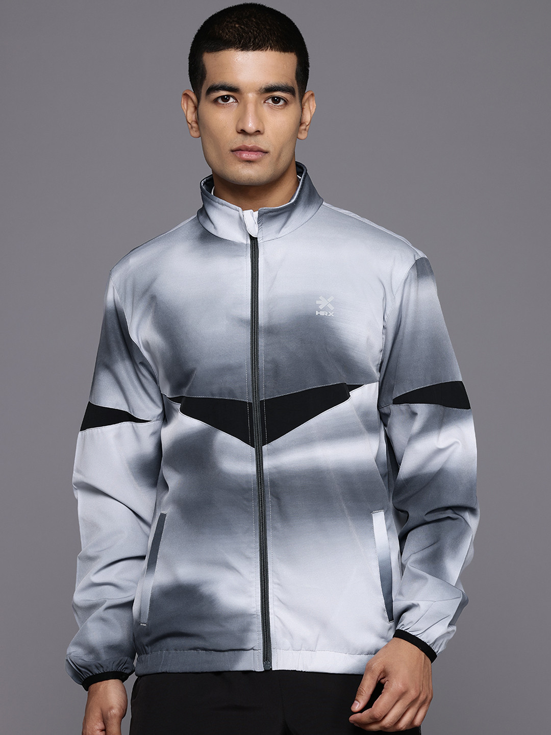 Buy HRX By Hrithik Roshan Dyed Rapid Dry Running Jacket - Jackets for ...