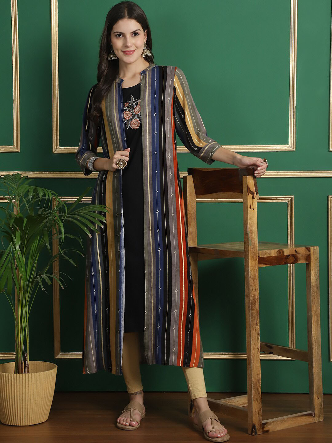 Buy Grancy Ethnic Cotton Longline Shrug - Shrug for Women 29725346 | Myntra