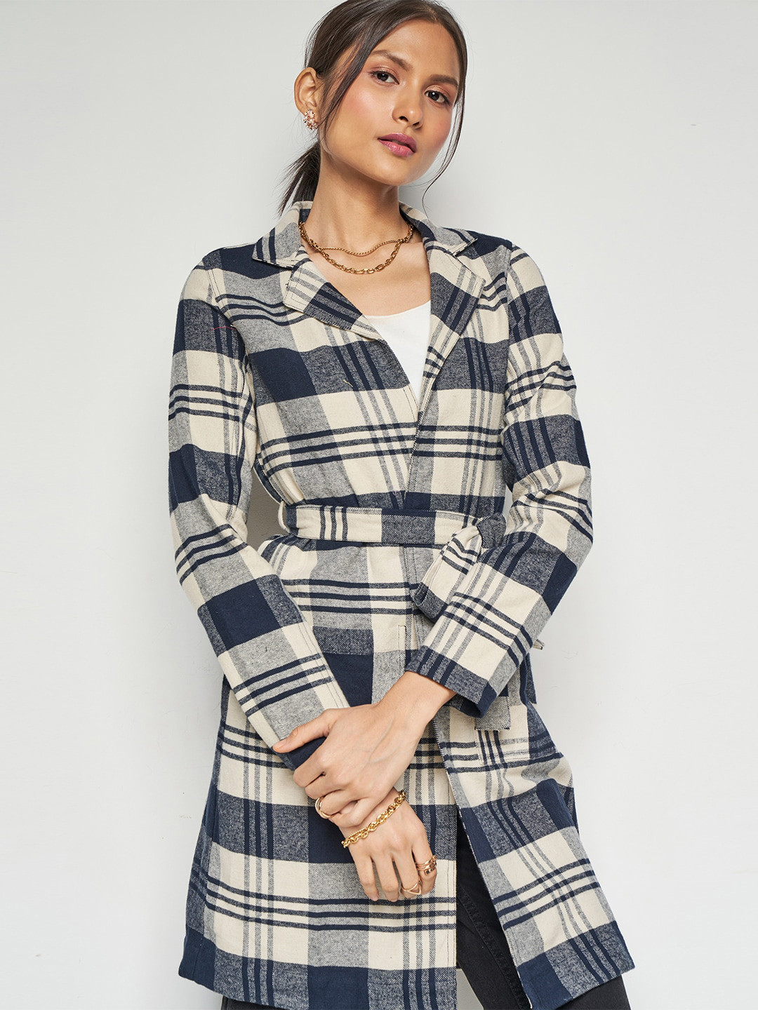 Buy AND Checked Lapel Collar Long Sleeves Cotton Longline Tailored ...