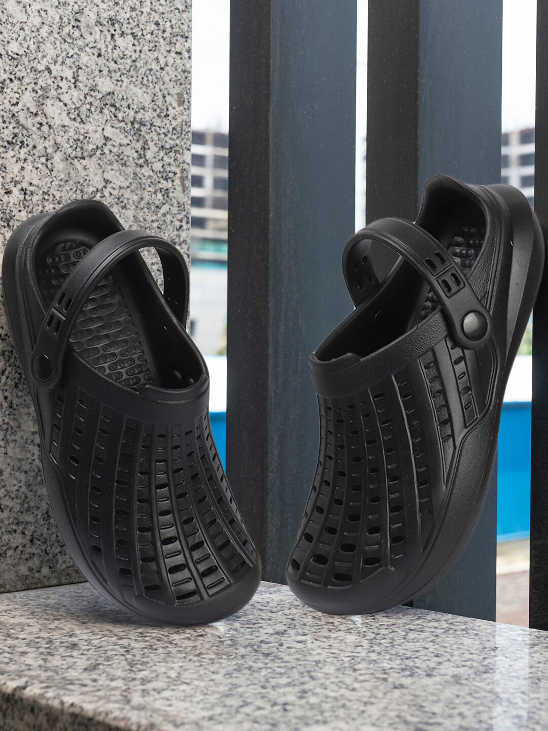 Buy The Roadster Lifestyle Co. Men Self Design Back Strap Clogs - Flip ...