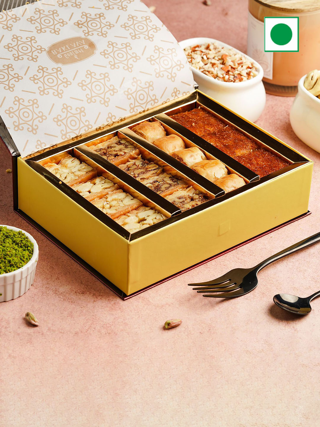 Buy GourmetBAKLAVA Chocolate Belloria With Assorted Baklava & Pista ...