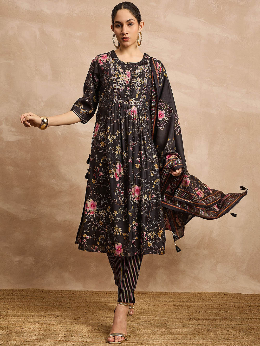 Buy All About You Floral Printed High Slit Thread Work Kurta With ...