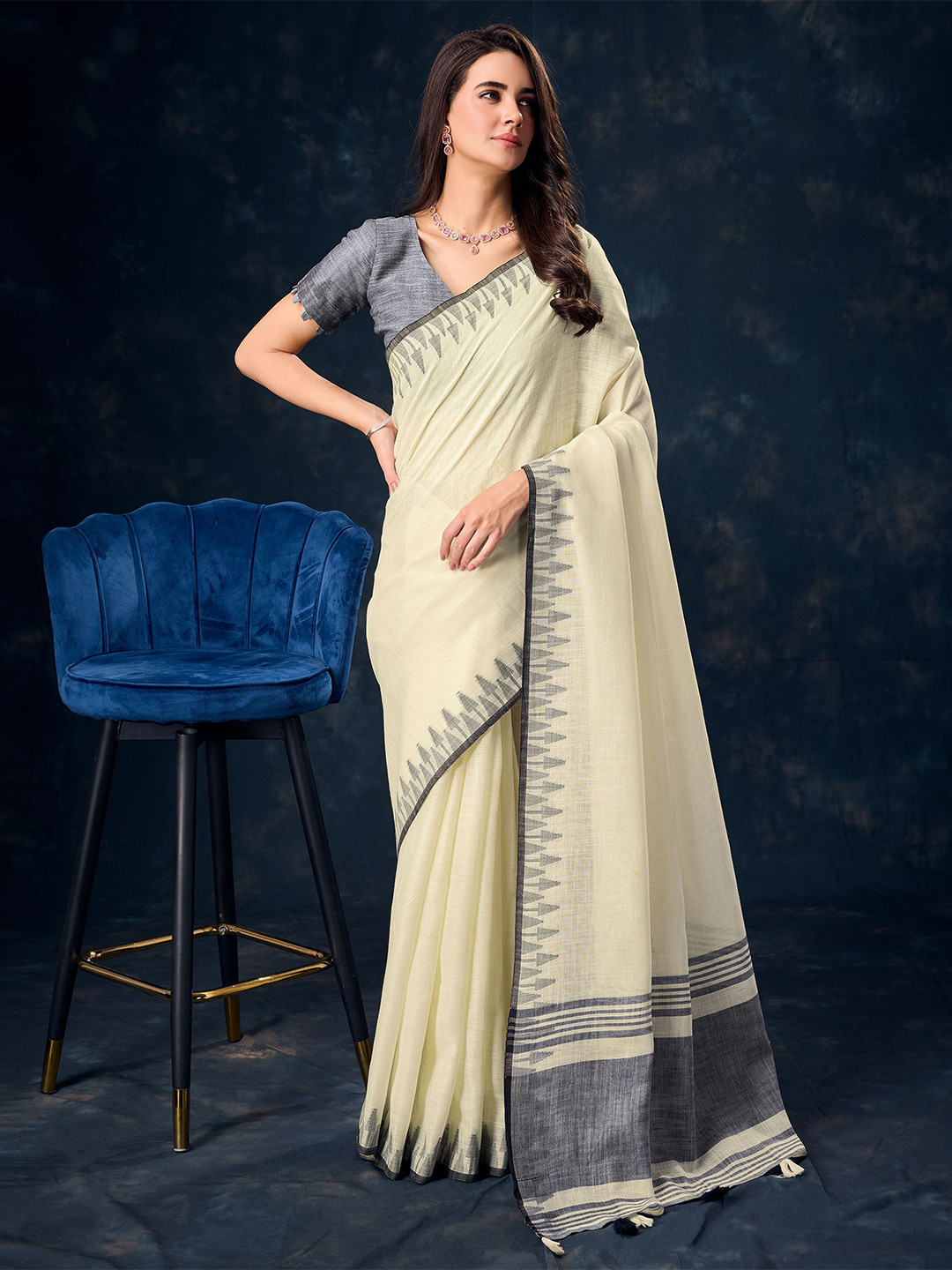 Buy Mitera Solid Pure Linen Saree - Sarees for Women 29803304 | Myntra