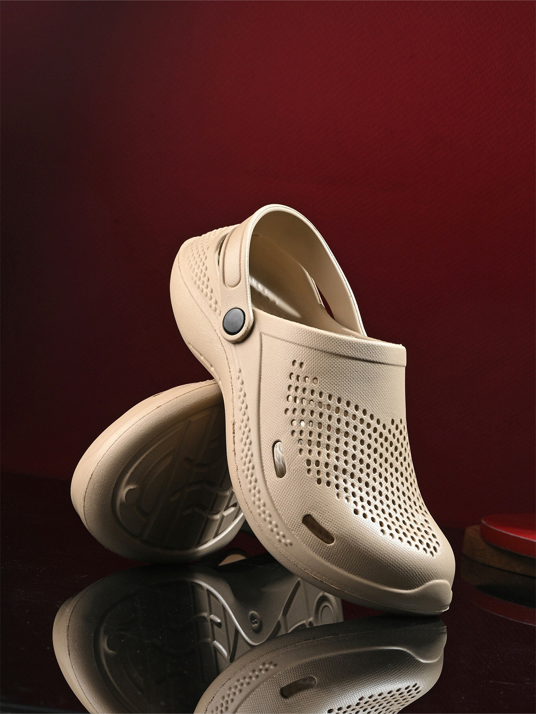 Buy HRX By Hrithik Roshan Men Beige Croslite Clogs - Flip Flops for Men ...