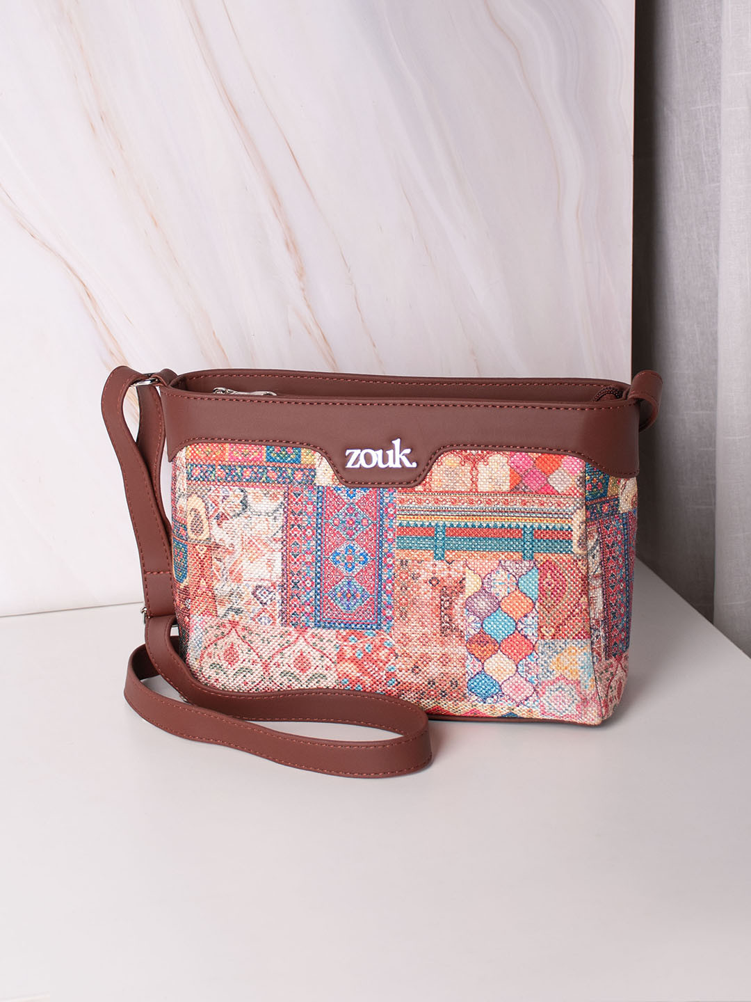 Buy ZOUK Kutch Gamthi Harmony Ethnic Motifs Printed Structured Sling ...