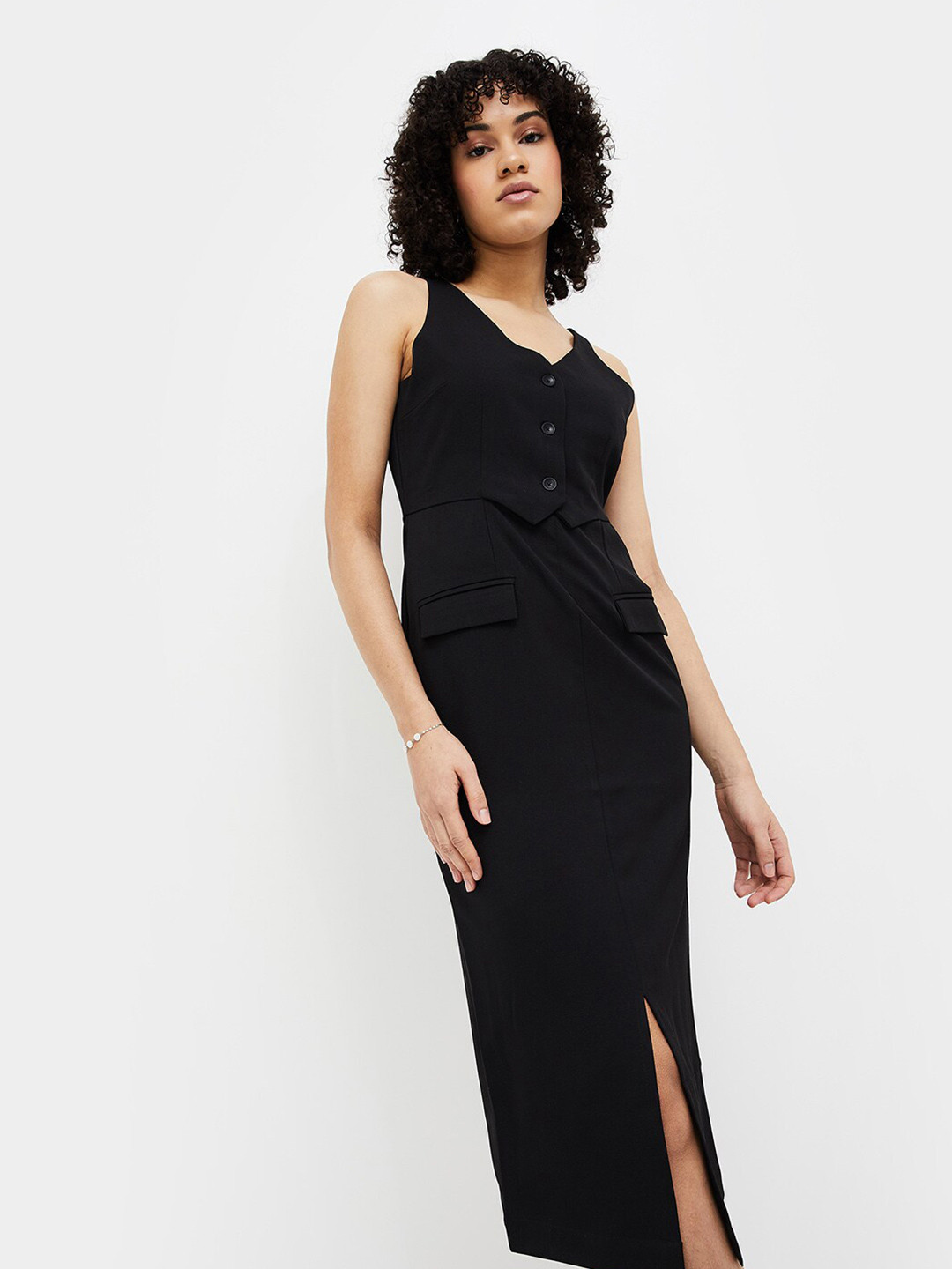 Buy Ginger By Lifestyle Women V Neck Sheath Midi Dress - Dresses for ...