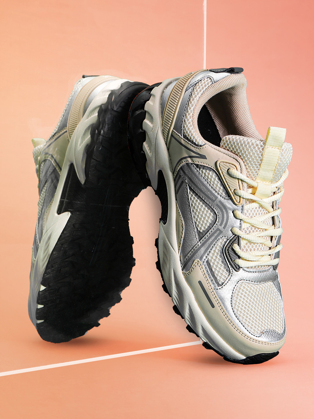 Buy HRX By Hrithik Roshan Men Z ICON Running Shoes - Sports Shoes for ...
