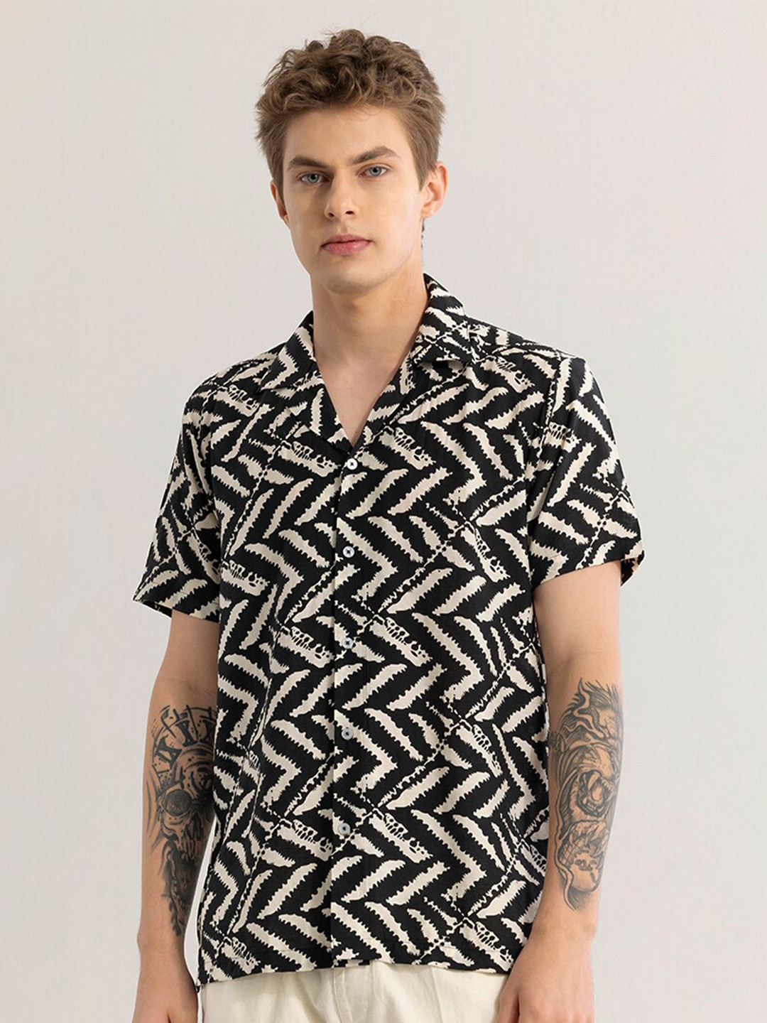 Buy Snitch Men Snug Slim Fit Opaque Printed Casual Shirt - Shirts for ...
