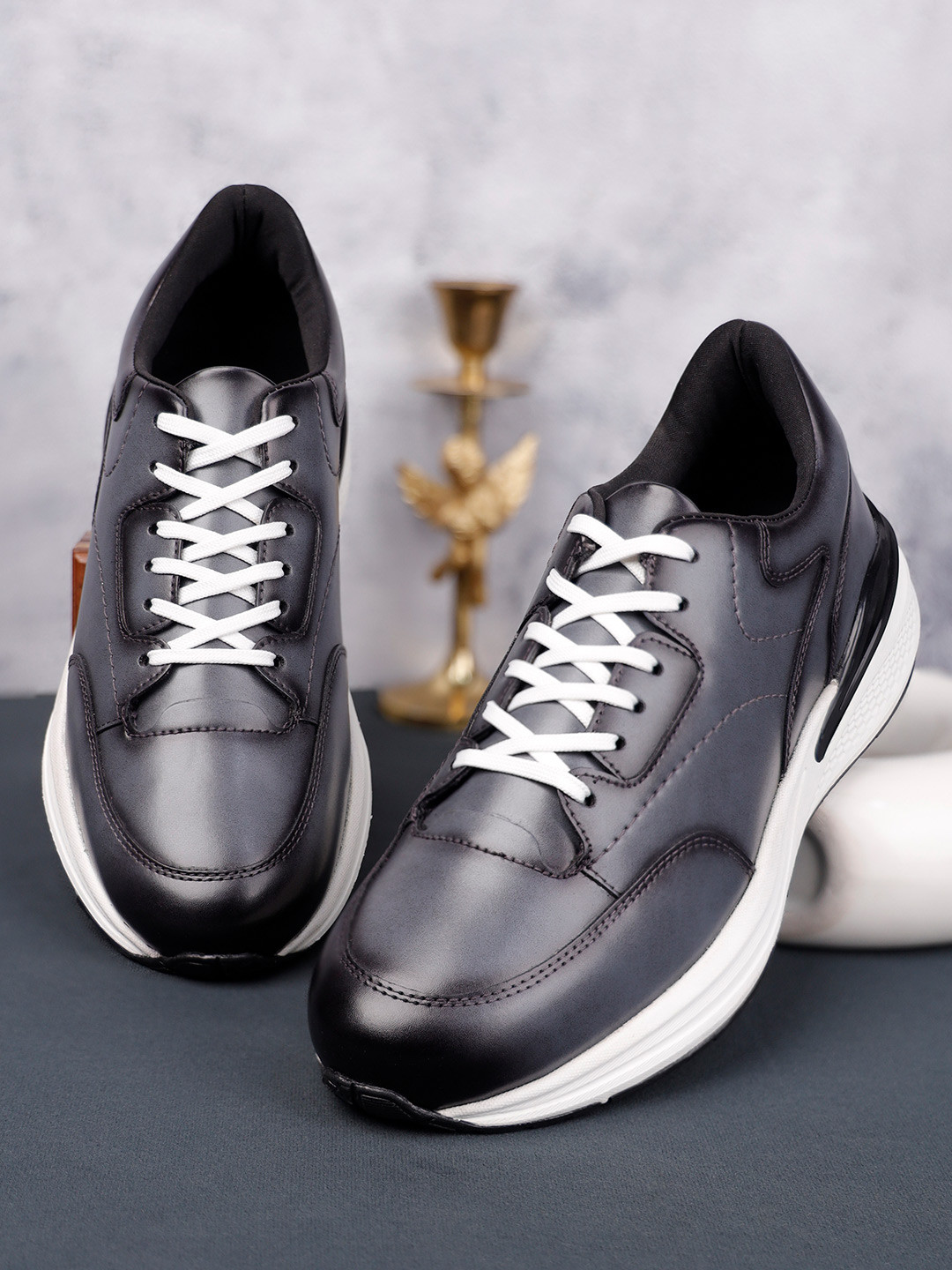 Buy LOUIS STITCH Men Leatherette Sneaker Cushioned Casual Shoes ...