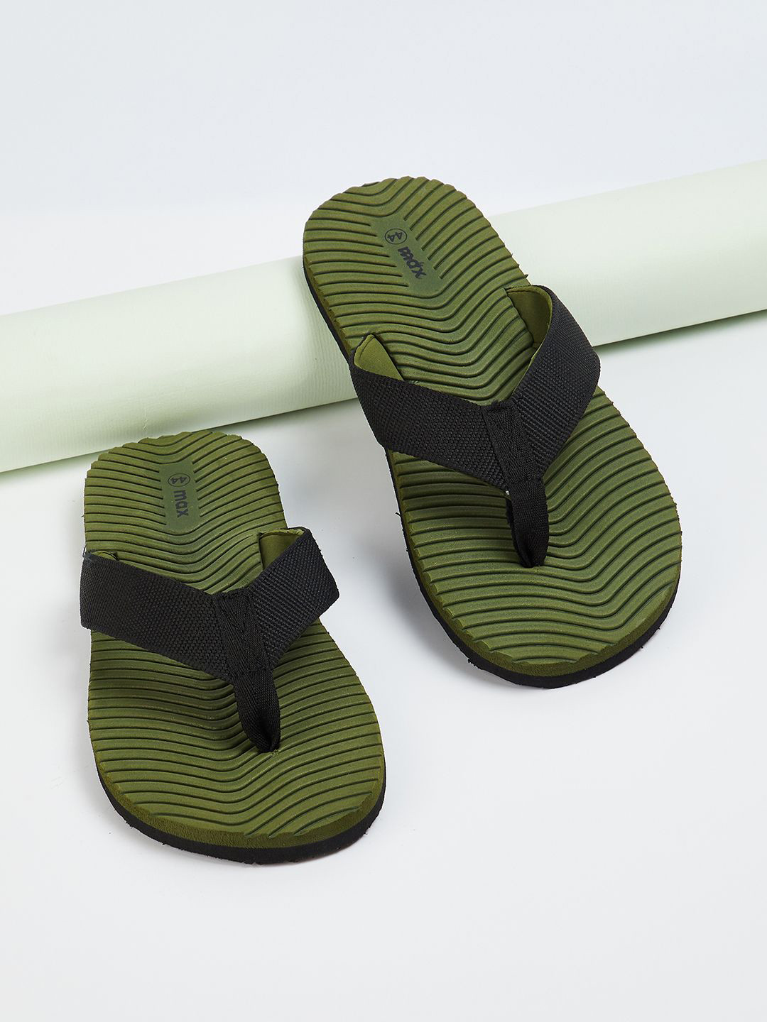 Buy Max Men Striped Thong Flip Flops - Flip Flops for Men 29937407 | Myntra