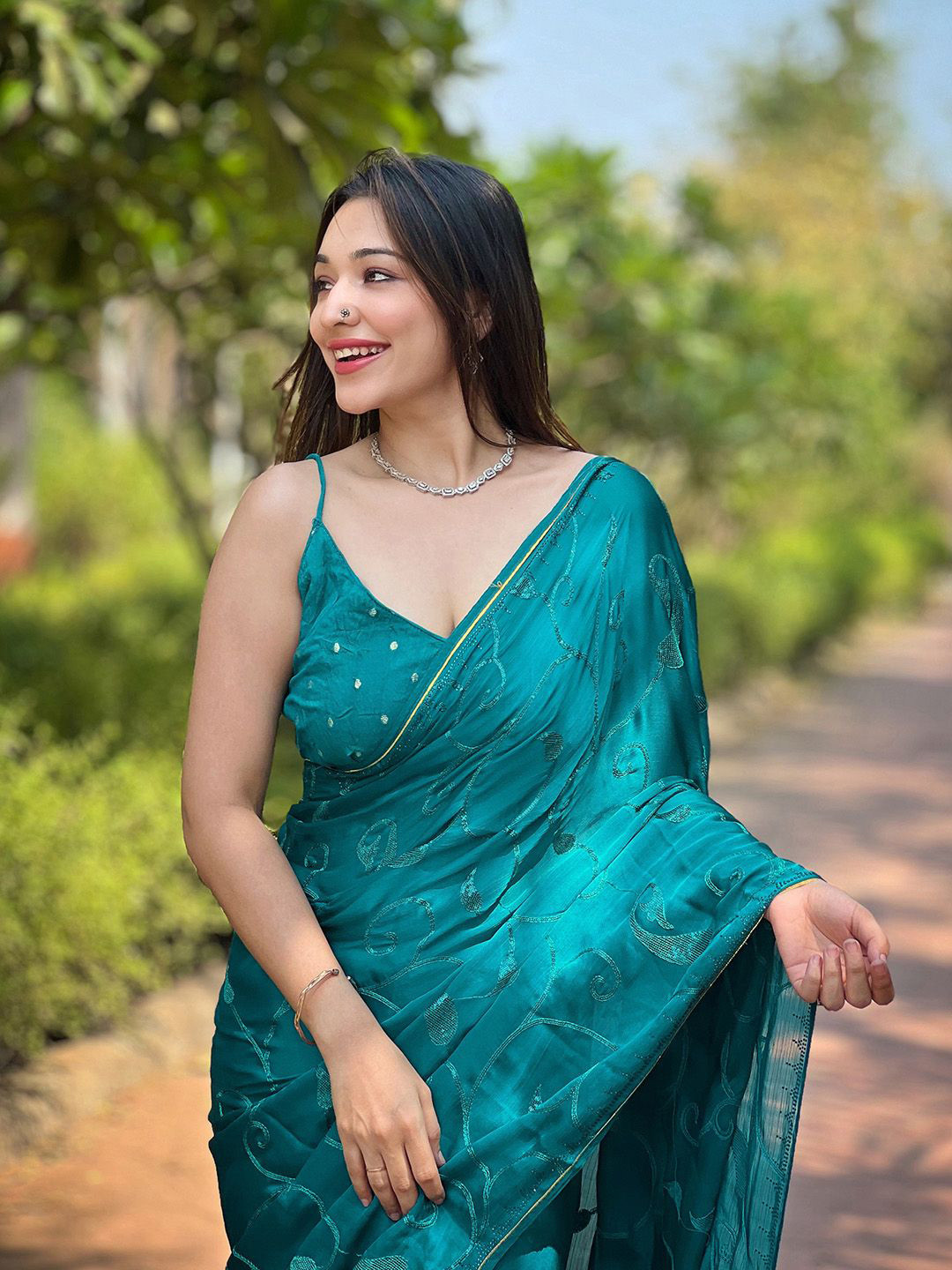 Buy Rekha Maniyar Ethnic Motifs Embroidered Satin Saree - Sarees for Women 29942278 | Myntra