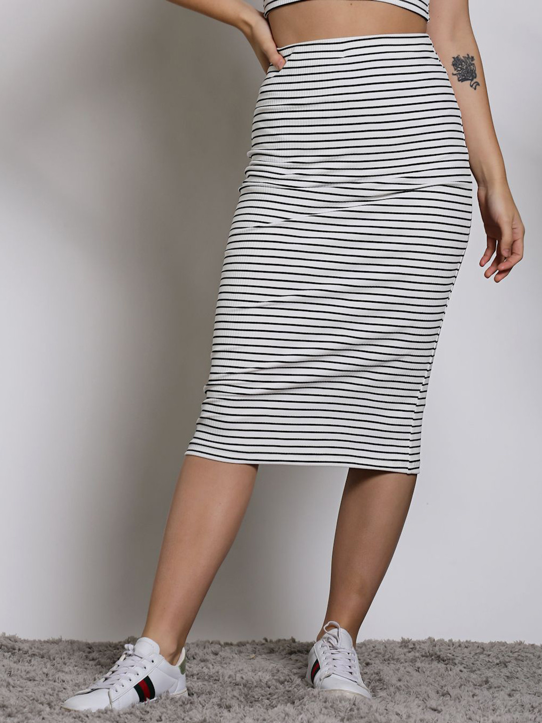 Buy Sera Basics Striped Pencil Skirt - Skirts for Women 29974918 | Myntra
