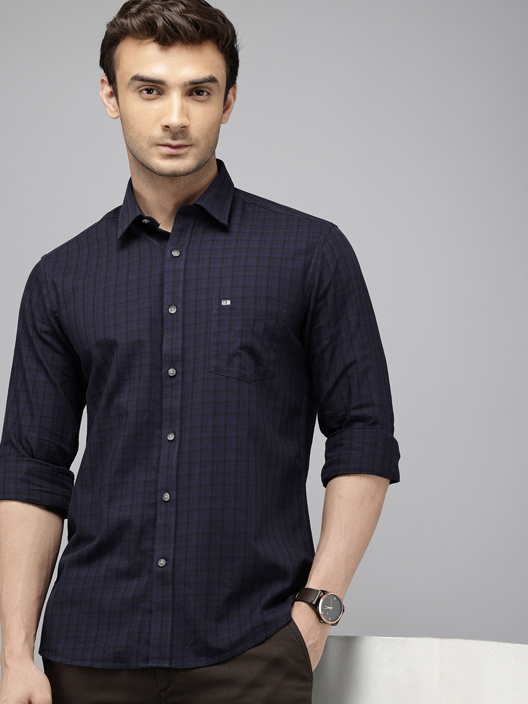 Buy Arrow Sport Manhattan Slim Fit Checked Cutaway Collar Pure Cotton ...