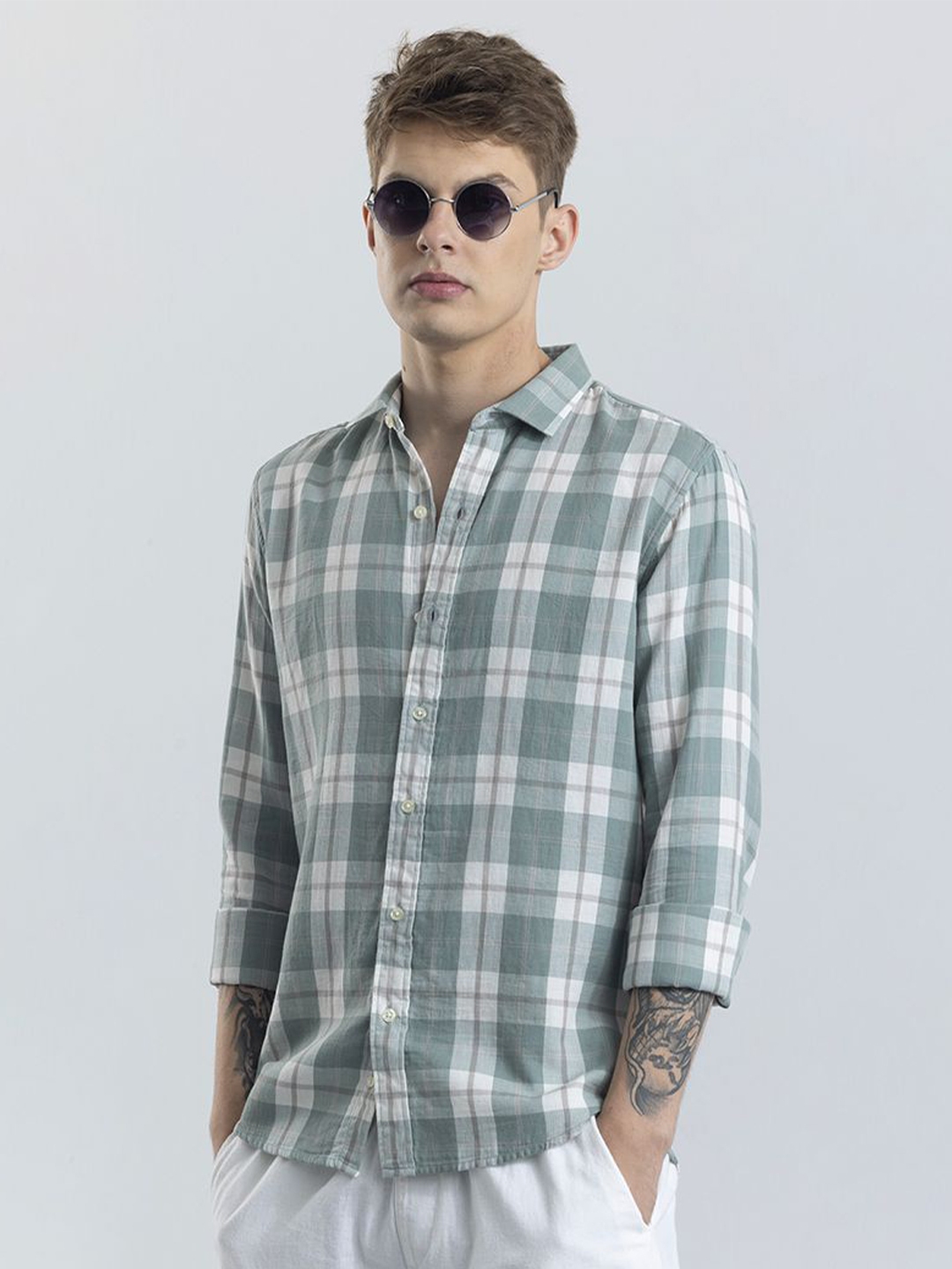Buy Snitch Men Tartan Checks Spread Collar Cotton Classic Slim Fit