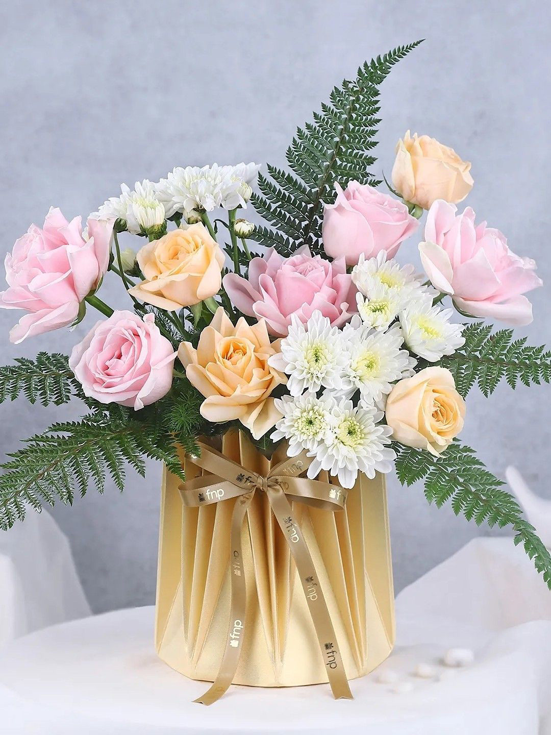 Buy Fnp White & Pink 11 Pieces Roses Fresh Flowers Bouquet - Fresh ...