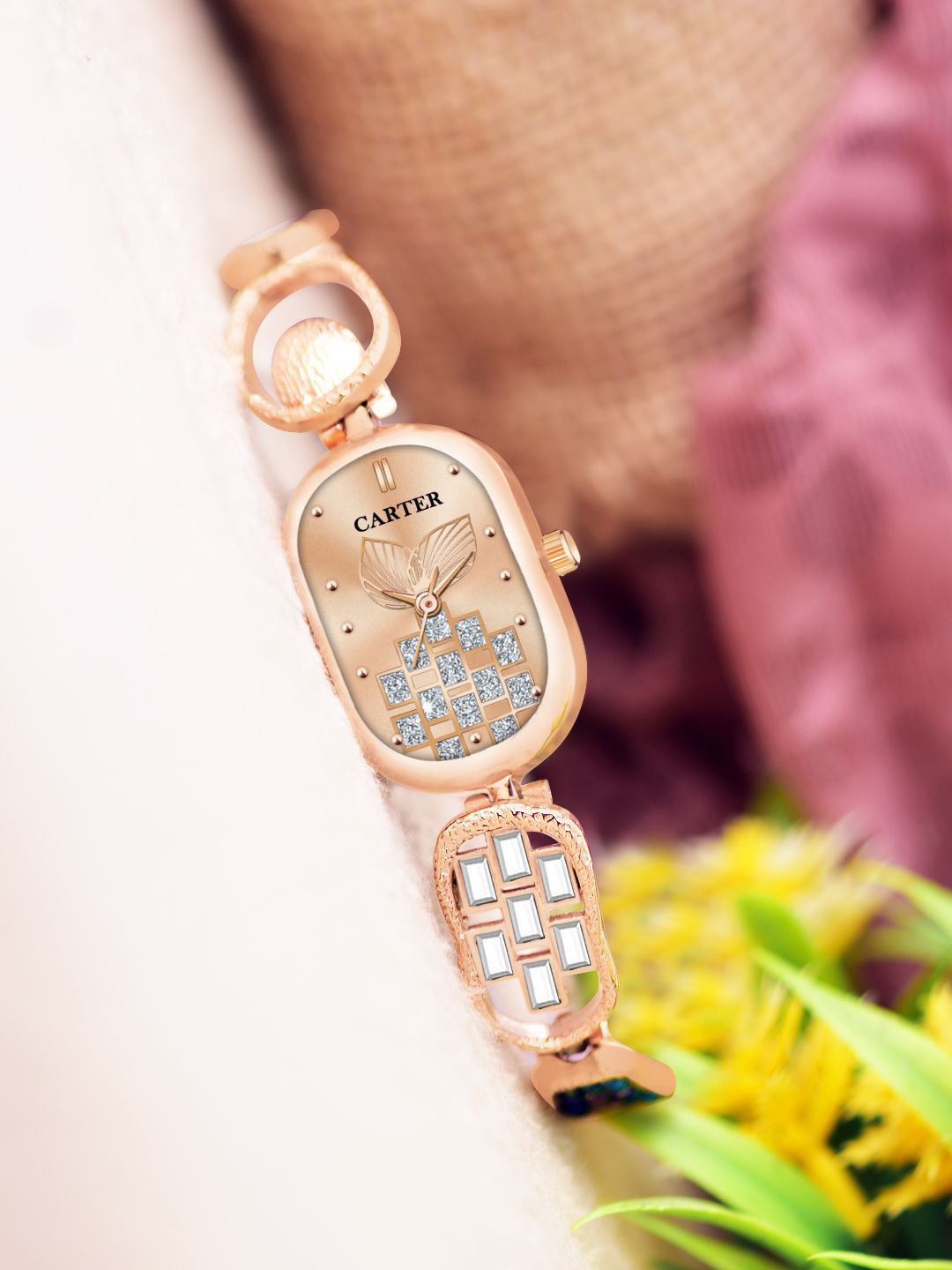 Buy Sandy D Carter Women Embellish Dial & Stainless Steel Analogue ...