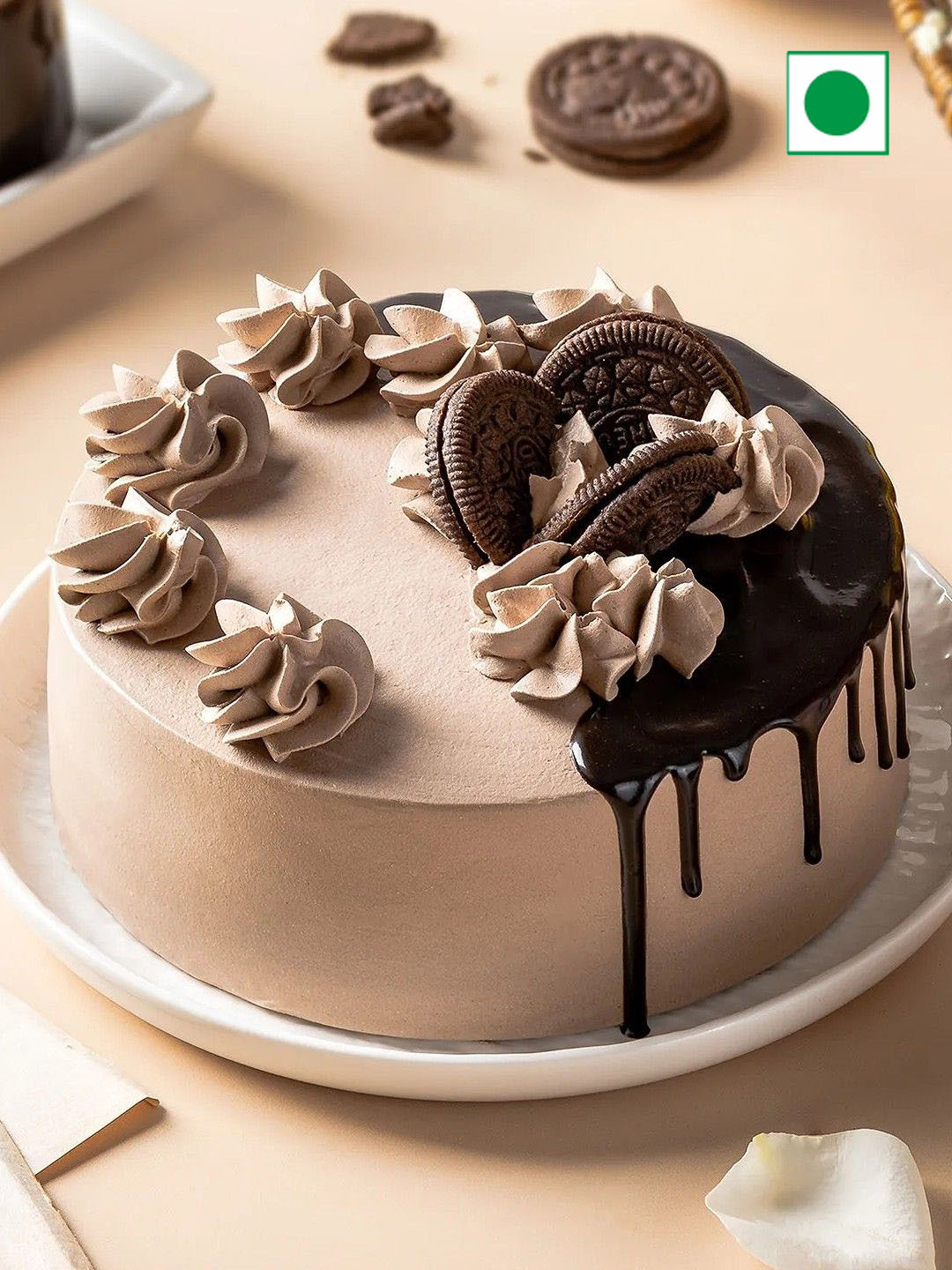 Buy Fnp Chocolate Caramel Fudge Flavour Eggless Round Cake 1 Kg - Cake ...