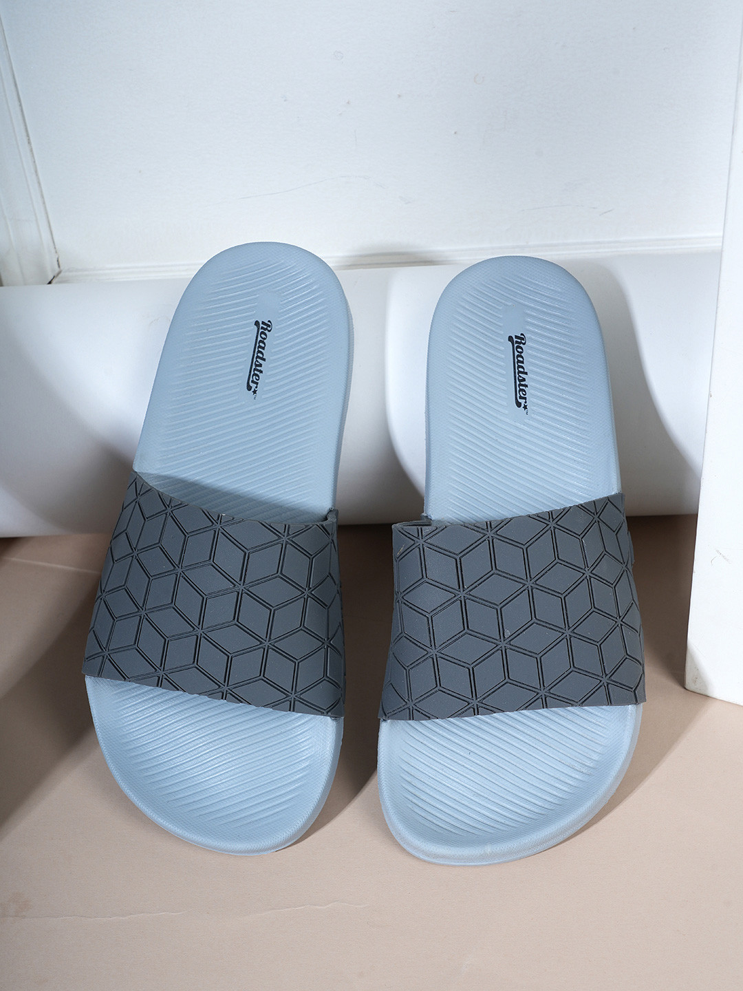 Buy The Roadster Lifestyle Co. Men Grey Printed Sliders - Flip Flops ...