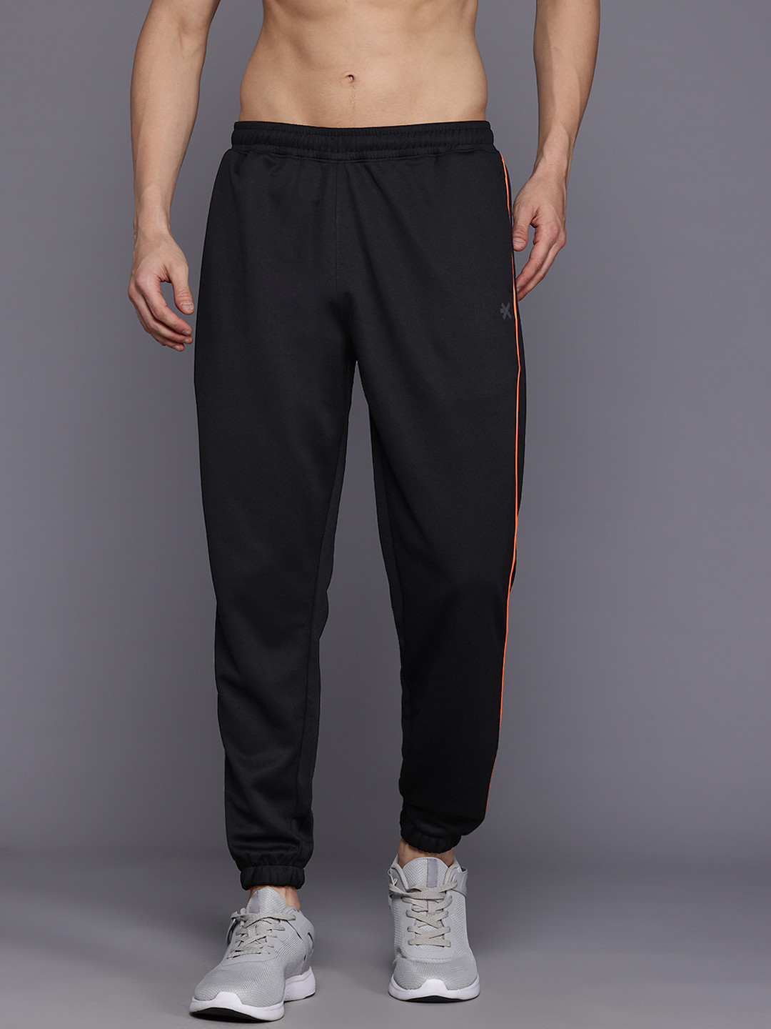 Buy HRX By Hrithik Roshan Men Side Stripes Rapid Dry Training Joggers ...