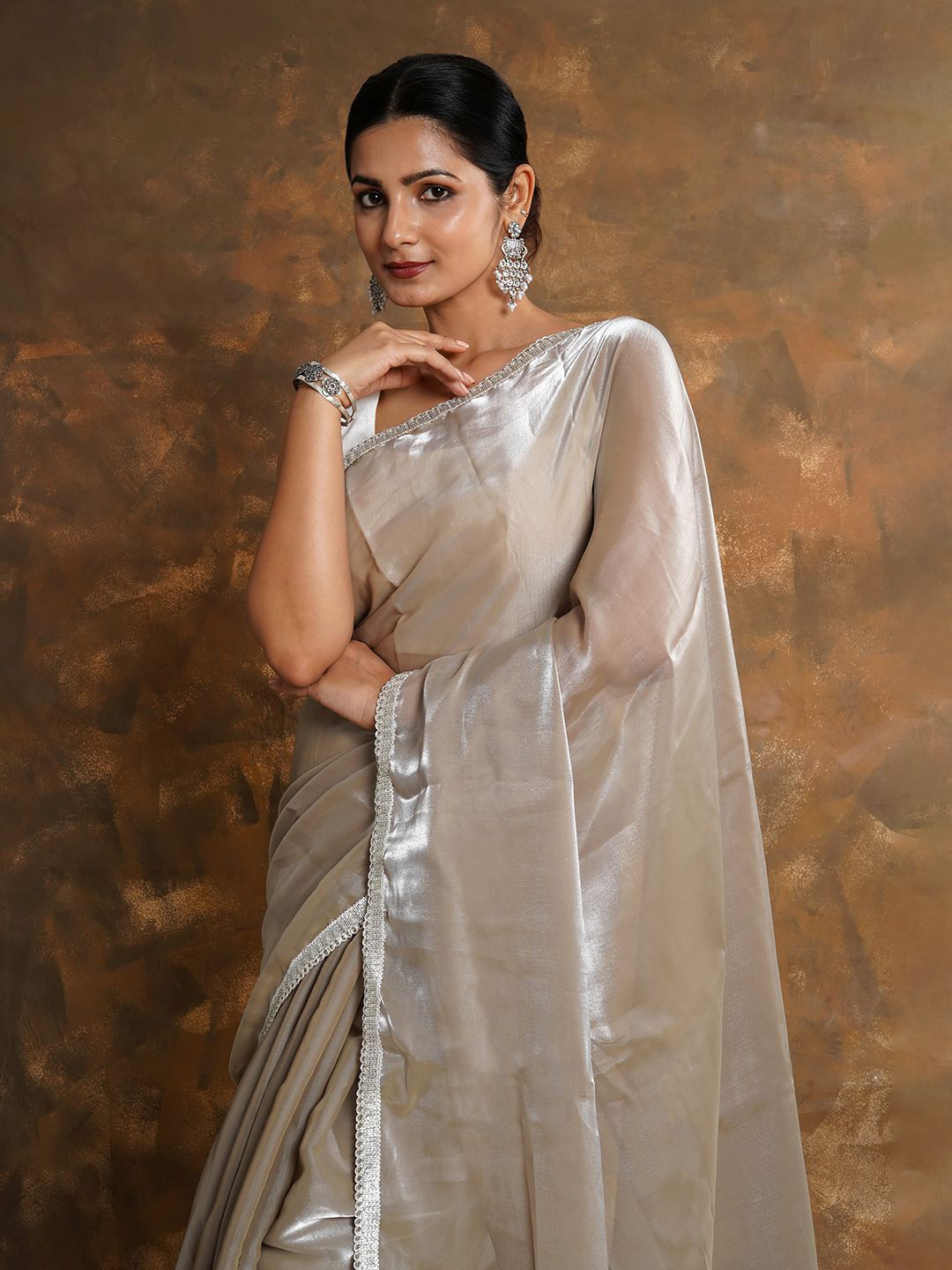 Buy TEEJH Zariwork Borded Solid Saree - Sarees for Women 30043798 | Myntra