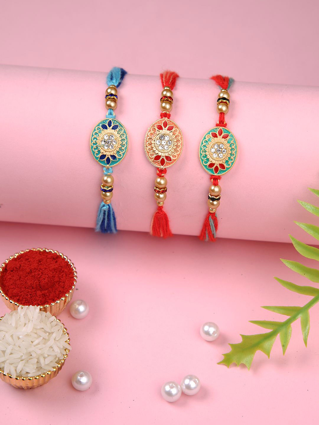 Buy Aapno Rajasthan Multistrand Rakhi - Rakhi for Unisex 30067538 | Myntra