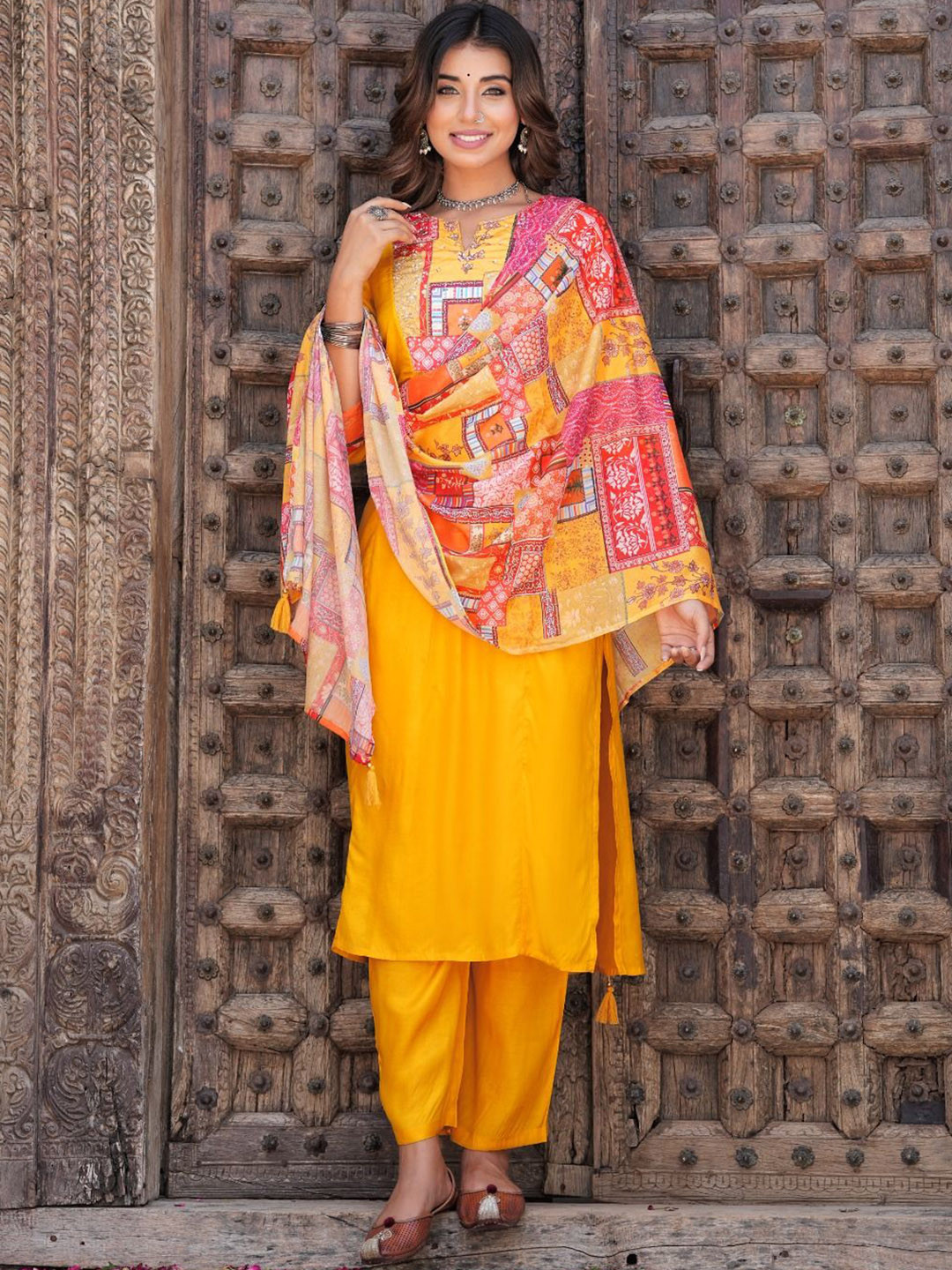Buy Hatheli Ethnic Motifs Yoke Design Regular Sequinned Kurta With ...