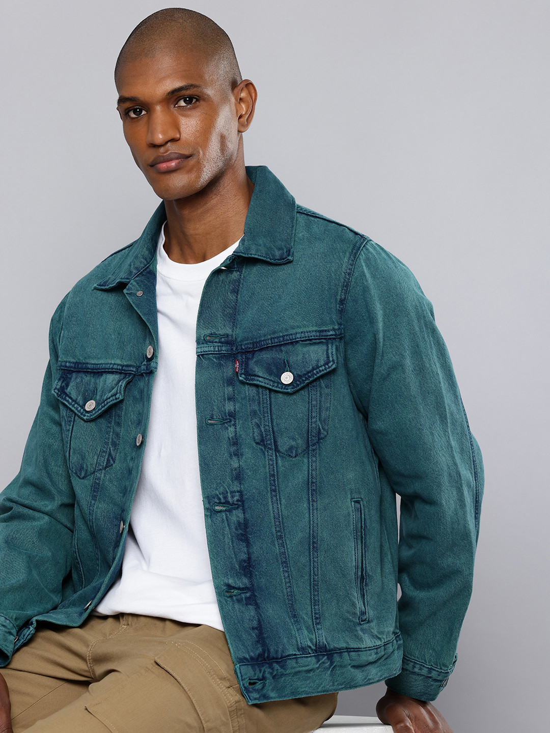 Buy Levis Pure Cotton Washed Spread Collar Trucker Denim Jacket ...