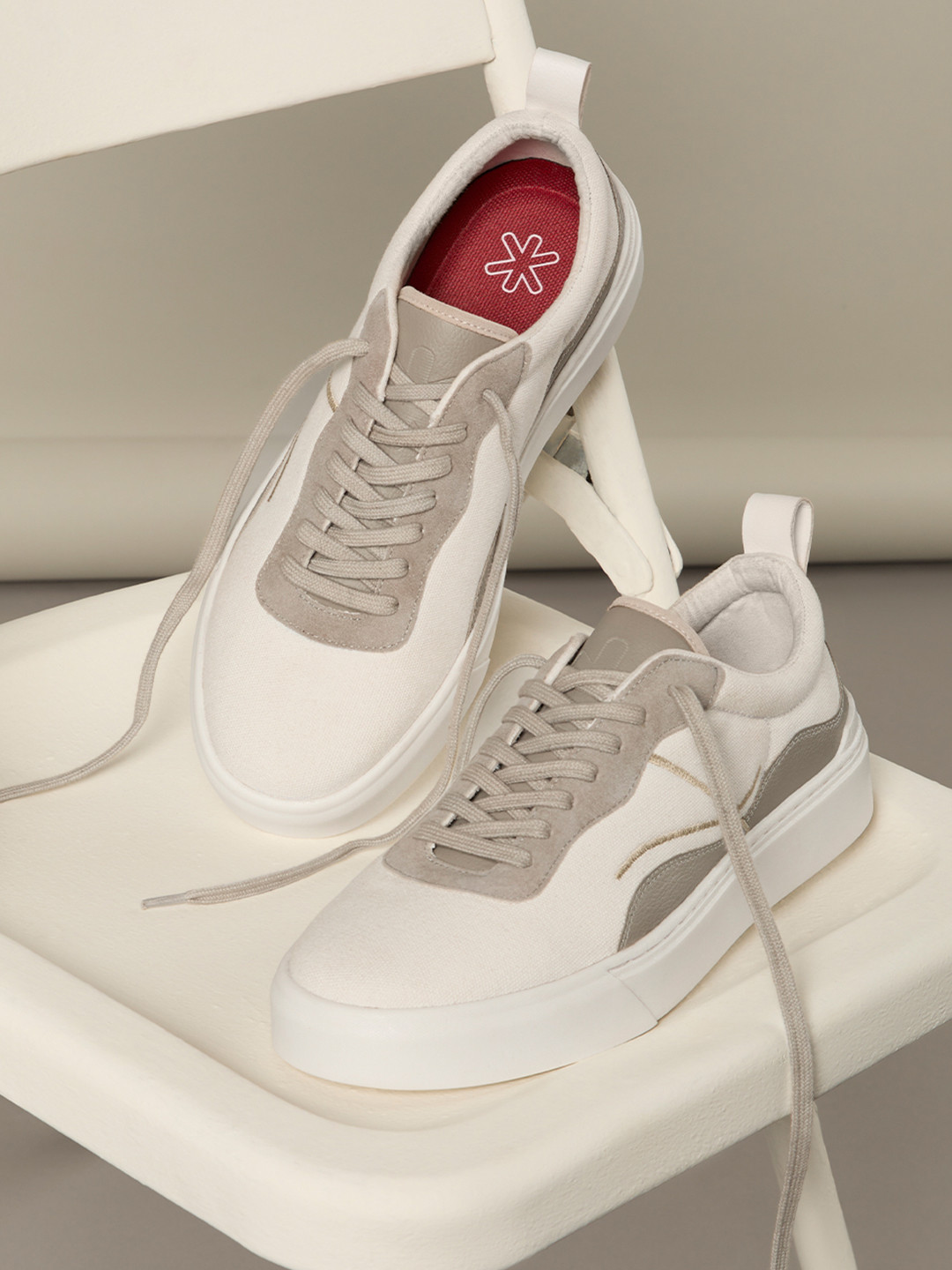 Buy Ludic Unisex Colourblocked Comfort Insole Canvas Sneakers - Casual ...