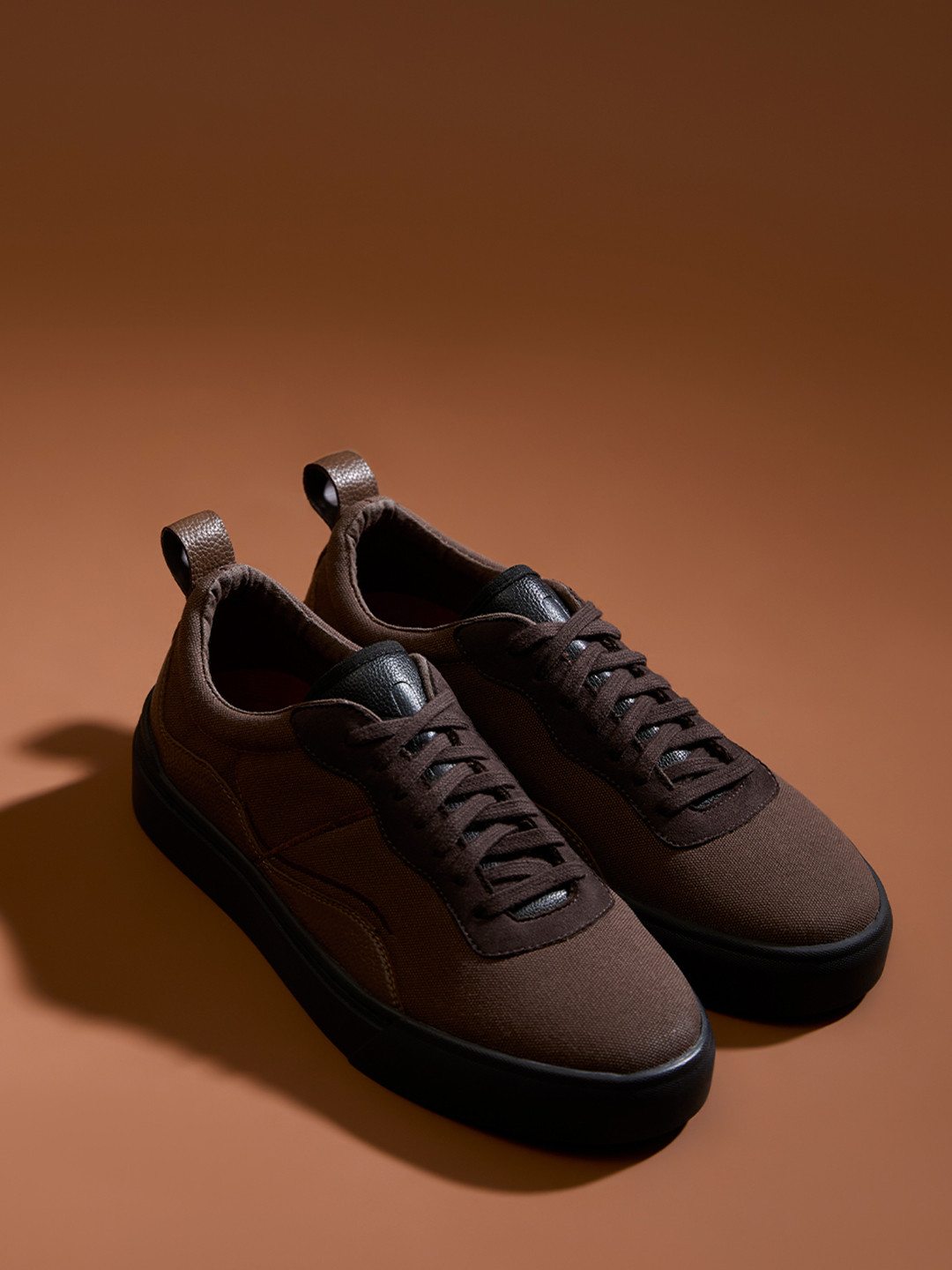 Buy Ludic Unisex Canvas Classic Textured Comfort Insole Canvas Sneakers ...