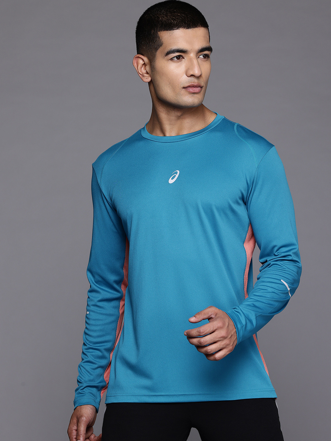 Buy ASICS Solid Round Neck T Shirt - Tshirts for Men 30102354 | Myntra