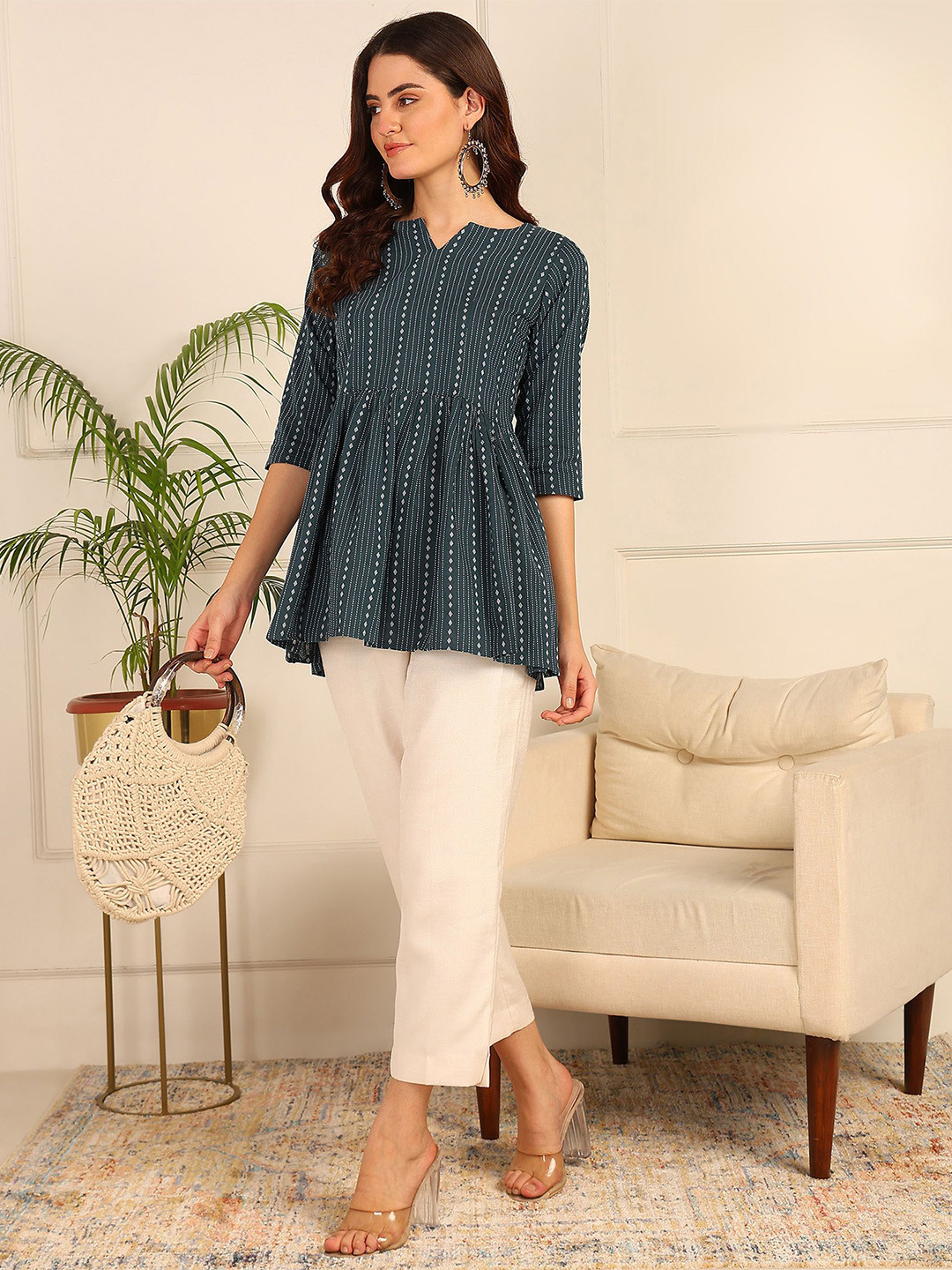 Buy HIVA TRENDZ Striped Printed Tunic - Tunics for Women 30103571 | Myntra