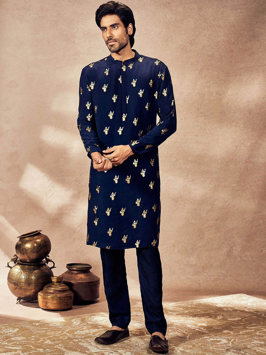 Buy Masaba Ethnic Motifs Printed Regular Silk Crepe Kurta With Trousers ...