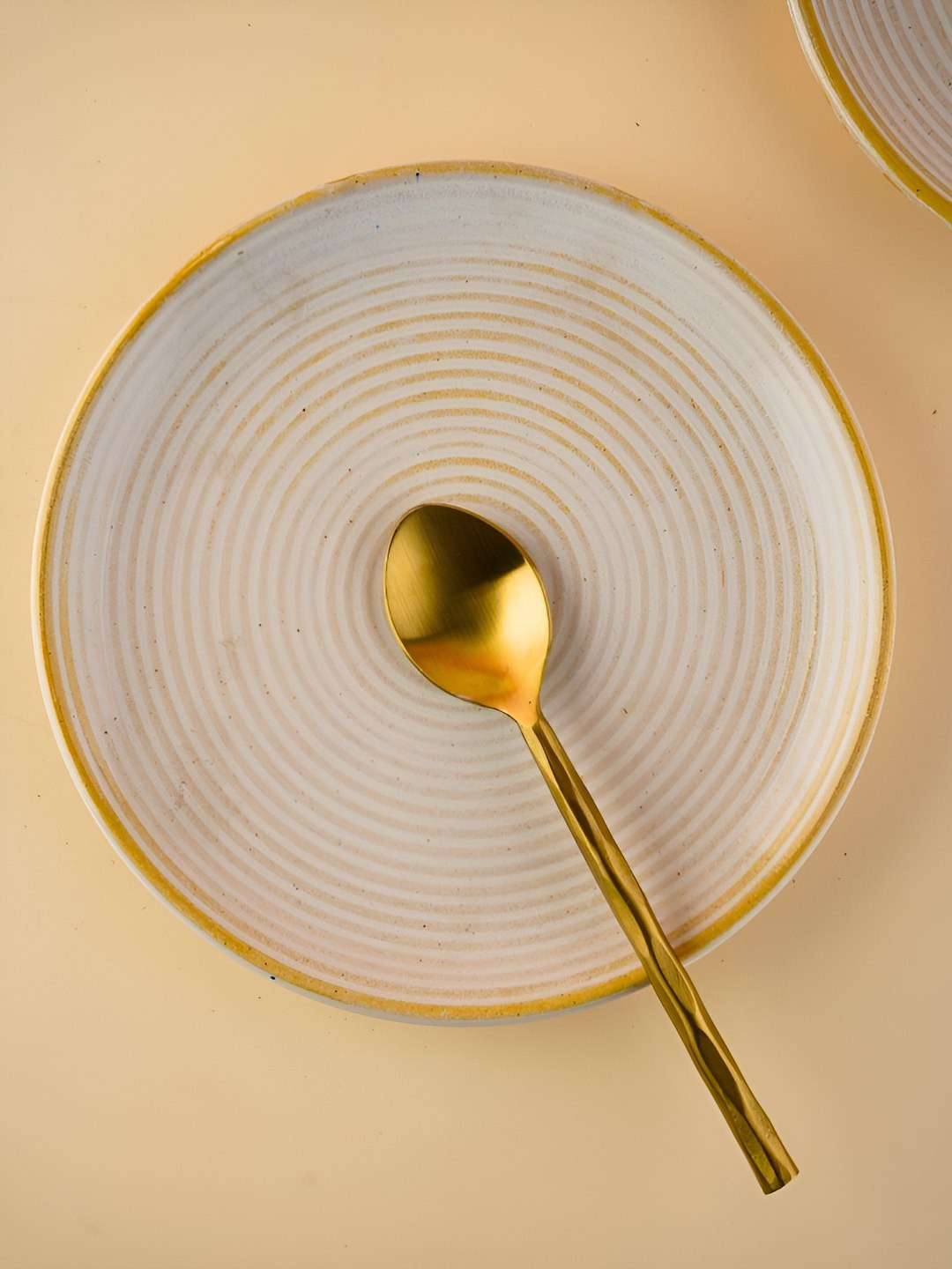 Buy WEAVING HOMES White & Brown Textured Microwave Safe Glossy Ceramic ...