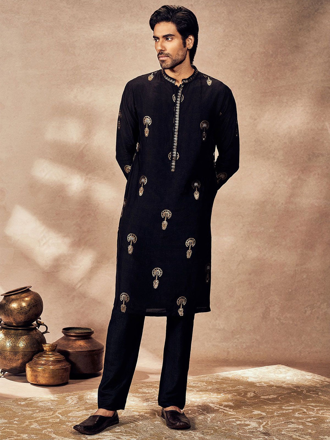 Buy Masaba Ethnic Motifs Embroidered Mandarin Collar Thread Work ...