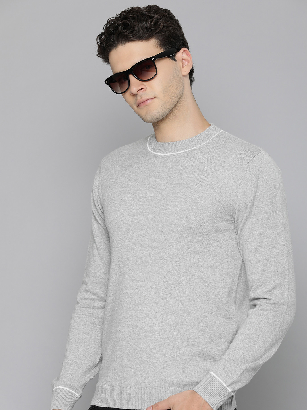 Buy Levis Pure Cotton Pullover Sweater - Sweaters for Men 30114795 | Myntra