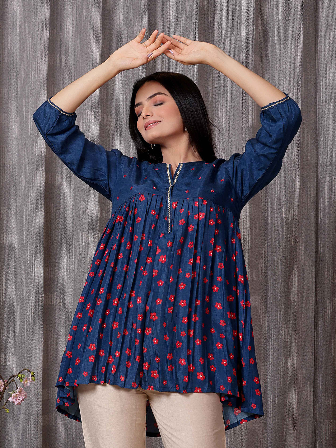 Buy SUKRUTI DESIGN Floral Printed Embroidered Tunic - Tunics for Women ...