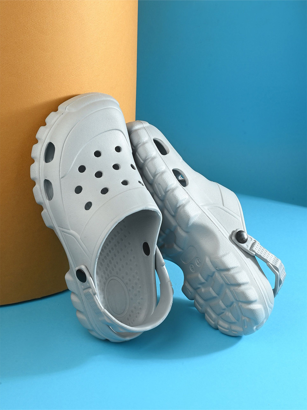 Buy HRX By Hrithik Roshan Men Croslite Clogs - Flip Flops for Men ...