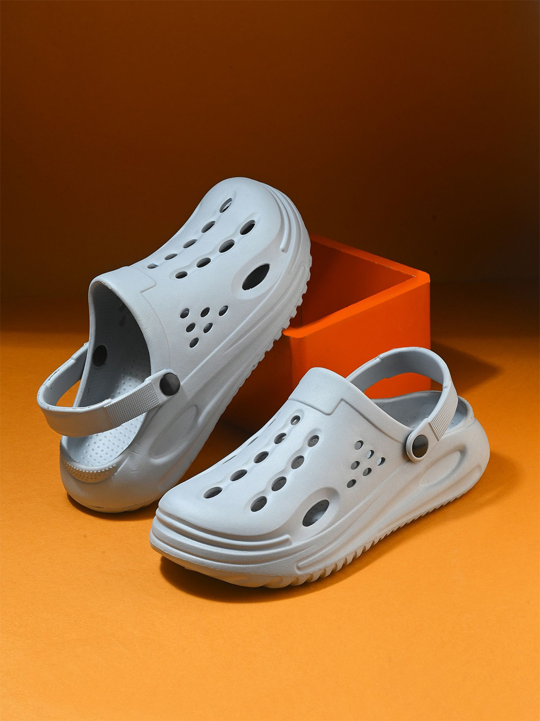 Buy HRX By Hrithik Roshan Men Croslite Clogs - Flip Flops for Men ...