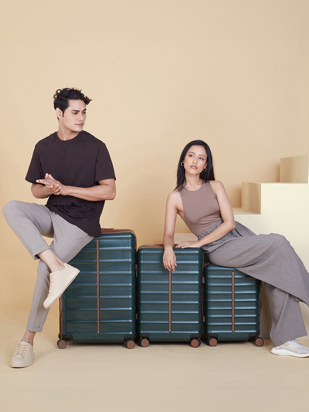 Buy Assembly Premium Set Of 3 Trolley Bags 20, 24 Inches And 28 Inches ...