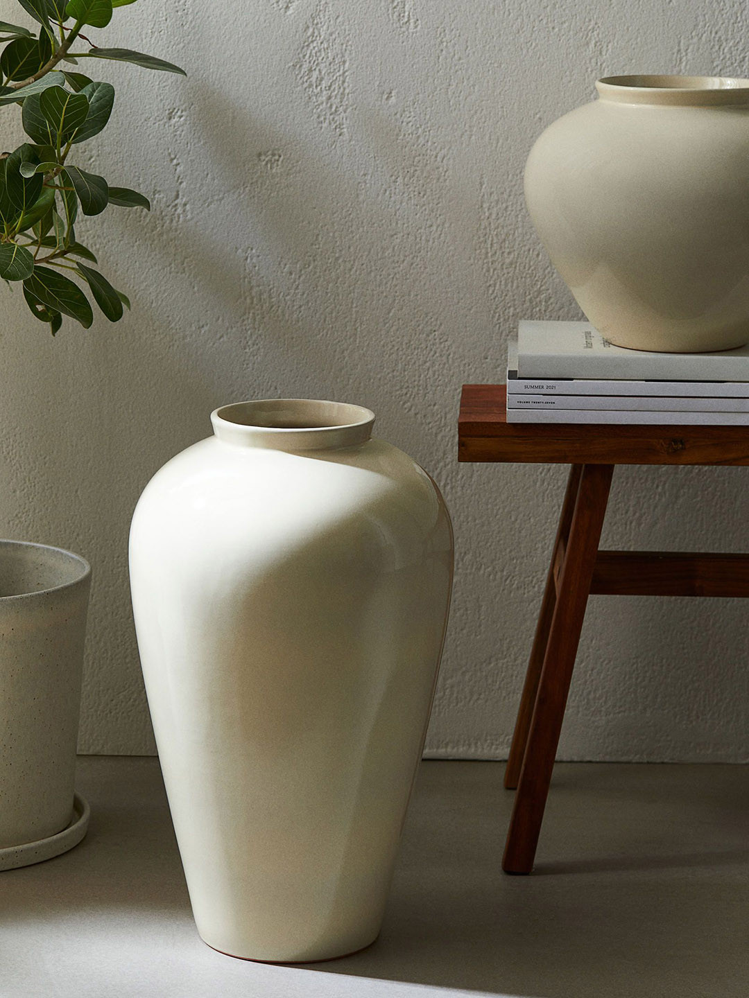 Buy H&M White Large Terracotta Vase - Vases for Unisex 30144710 | Myntra