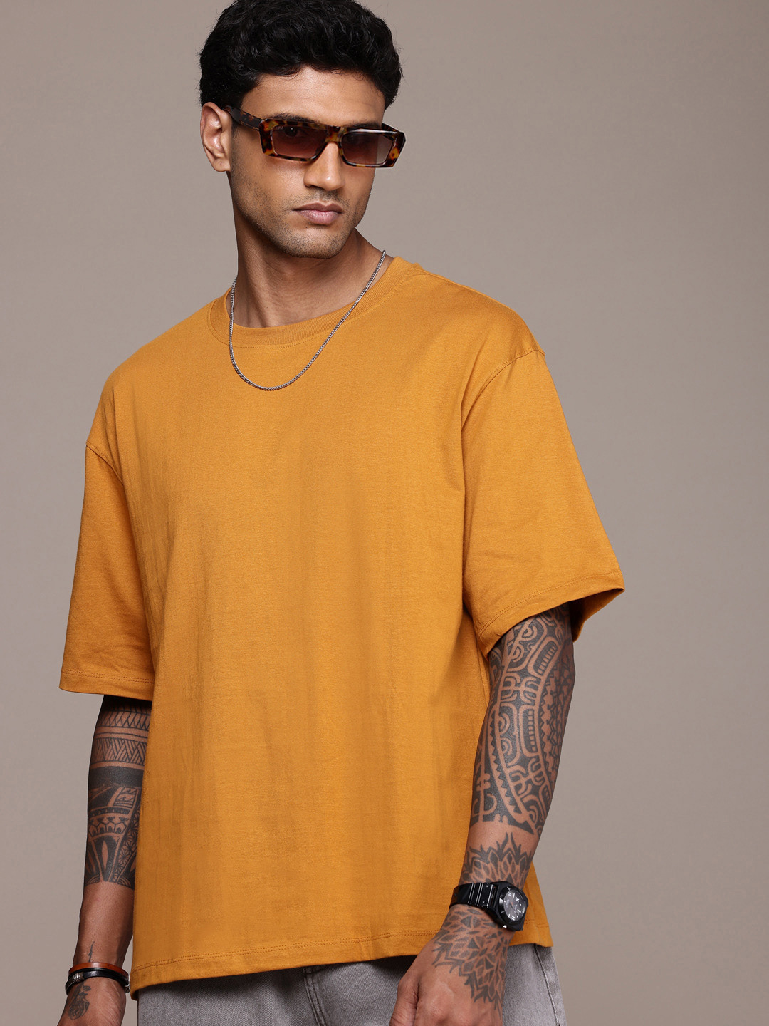 Buy Roadster Men Drop Shoulder Sleeves Oversized T Shirt - Tshirts for ...